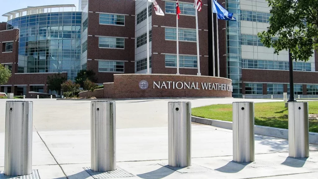 Crash Bollards - Canadian Fence Supply